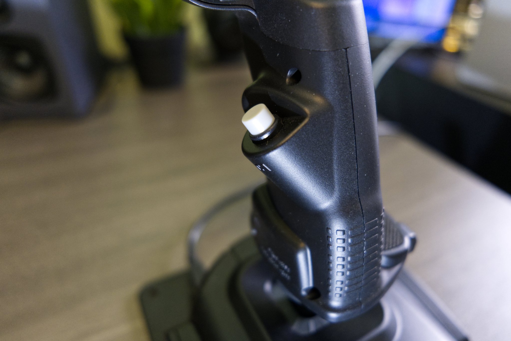 Full Review of the VKB Gladiator NXT – Stormbirds