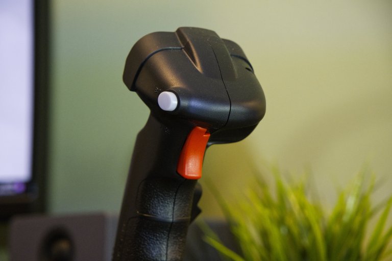 Full Review of the VKB Gladiator NXT – Stormbirds