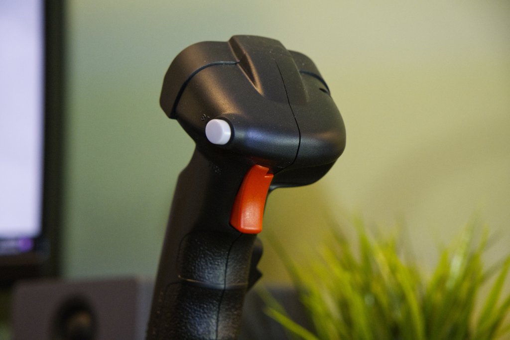 Full Review of the VKB Gladiator NXT – Stormbirds