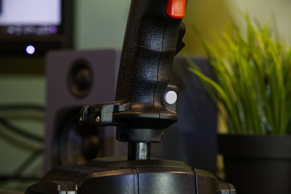 Full Review of the VKB Gladiator NXT – Stormbirds