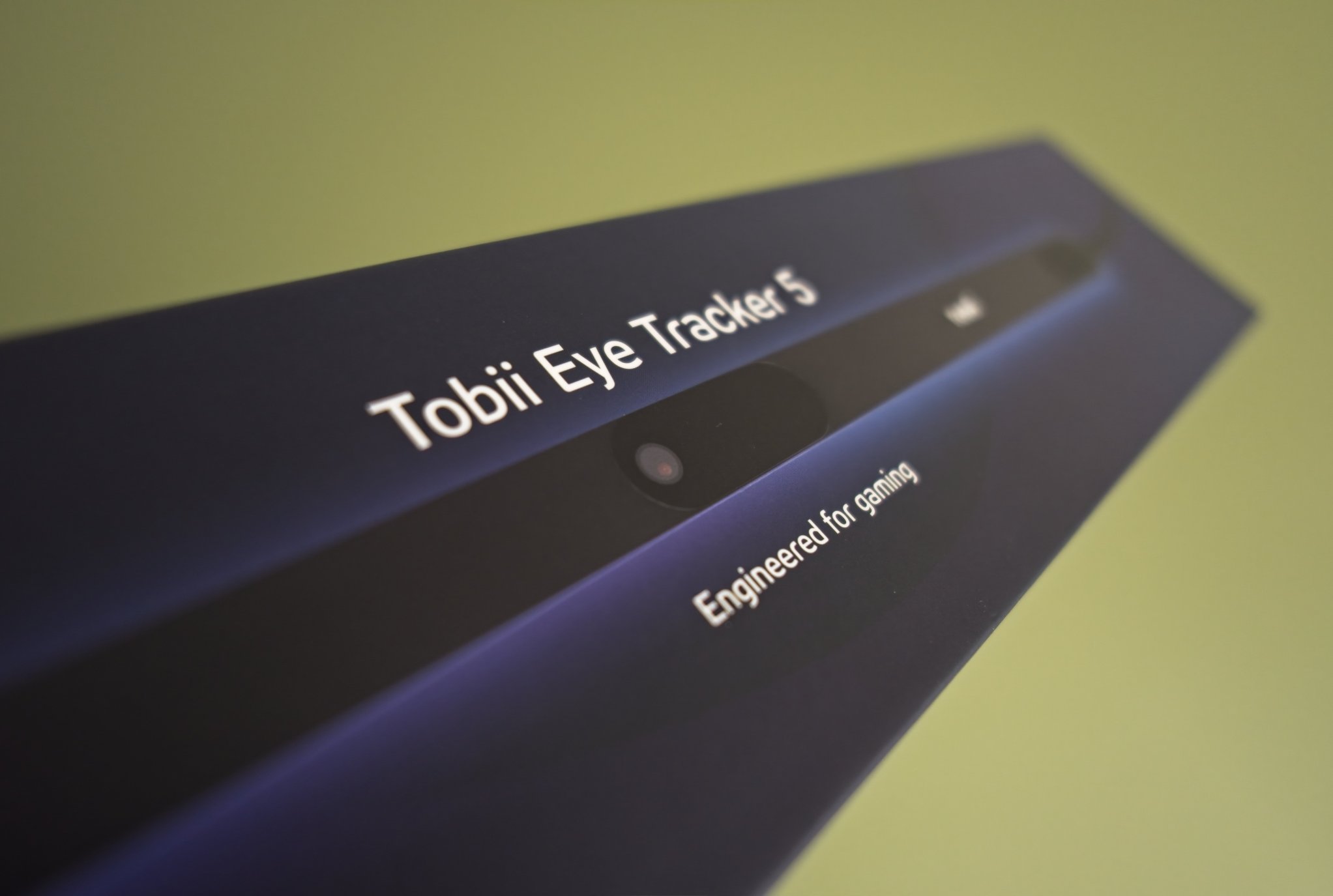 Next generation head tracking? Tobii Eye Tracker 5 full review ...